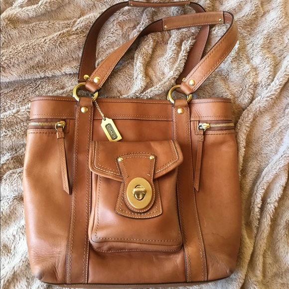 Coach | Bags | Coach Gigi F2888 Vintage Coach Shoulder Bag In Excellent ...
